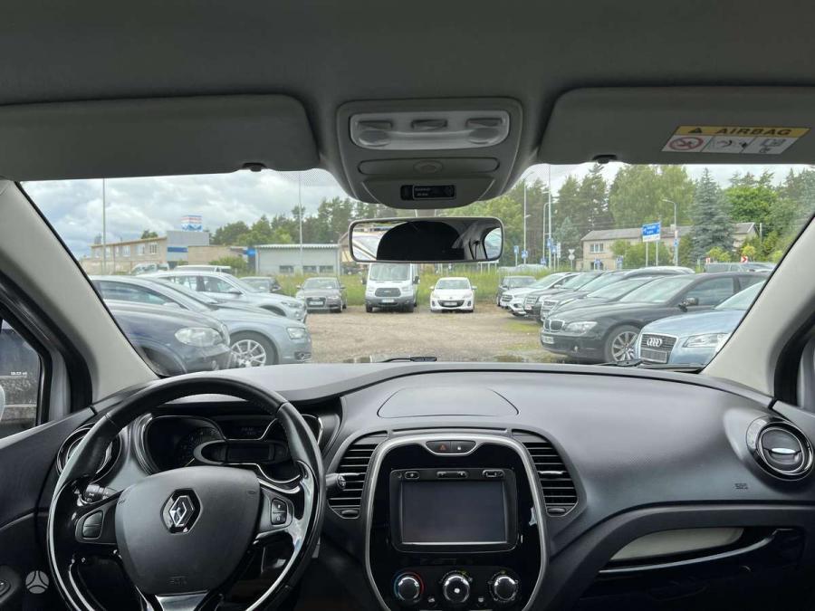 Grey Renault Captur 2015 in Utena, with an engine capacity of 1.46 L and mileage of 248 thousand km for 6150 €, photo 14 on AUTOMOTO.COM.LV