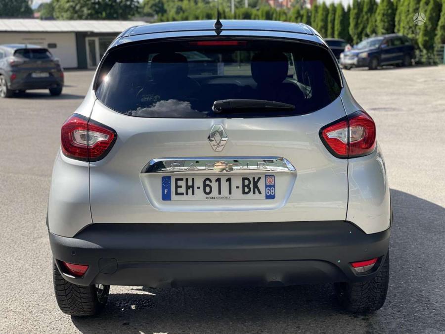 Grey Renault Captur 2016 in Vilnius, with an engine capacity of 1.50 L and mileage of 200 thousand km for 6200 €, photo 6 on AUTOMOTO.COM.LV