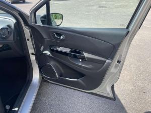 Grey Renault Captur 2016 in Vilnius, with an engine capacity of 1.50 L and mileage of 200 thousand km for 6200 €, photo 8 on AUTOMOTO.COM.LV