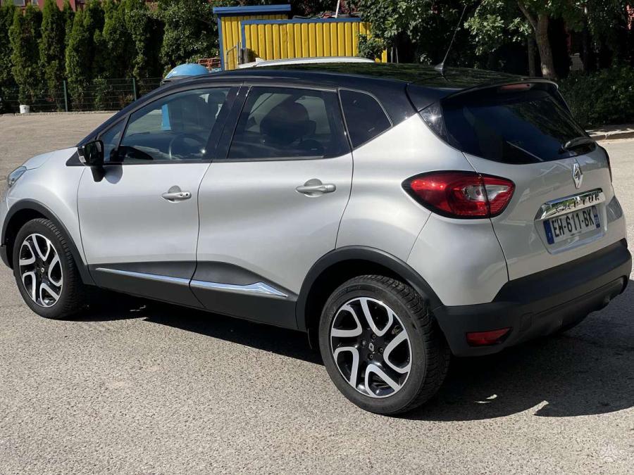 Grey Renault Captur 2016 in Vilnius, with an engine capacity of 1.50 L and mileage of 200 thousand km for 6200 €, photo 13 on AUTOMOTO.COM.LV