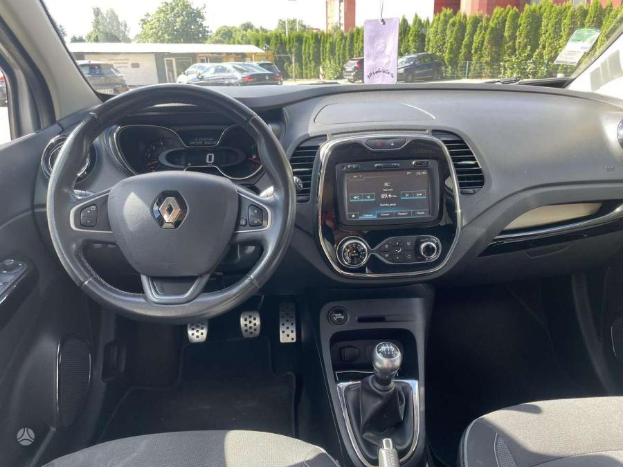 Grey Renault Captur 2016 in Vilnius, with an engine capacity of 1.50 L and mileage of 200 thousand km for 6200 €, photo 16 on AUTOMOTO.COM.LV