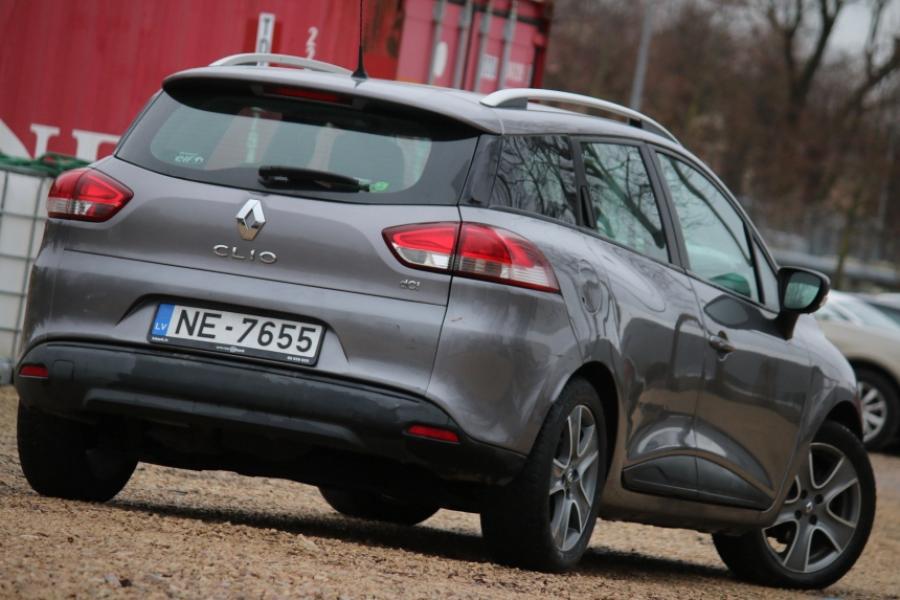 Grey Renault Captur 2014 in Riga, with an engine capacity of 1.50 L and mileage of 0 thousand km for 3690 €, photo 3 on AUTOMOTO.COM.LV