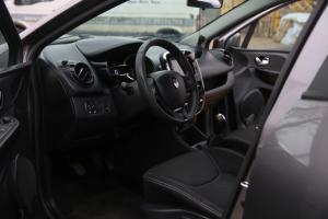 Grey Renault Captur 2014 in Riga, with an engine capacity of 1.50 L and mileage of 0 thousand km for 3690 €, photo 6 on AUTOMOTO.COM.LV