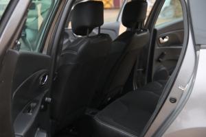 Grey Renault Captur 2014 in Riga, with an engine capacity of 1.50 L and mileage of 0 thousand km for 3690 €, photo 9 on AUTOMOTO.COM.LV