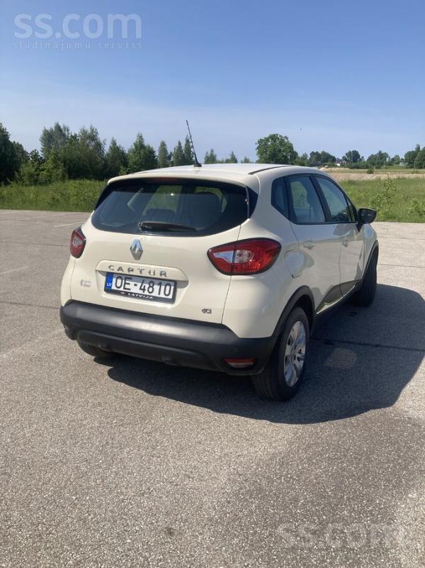 Renault Captur 2013 Ogre, ar dzinēja tilpumu 1.50 L un nobraukumu 219 tūkst. km par 4500 €, foto 3 vietnē AUTOMOTO.COM.LV