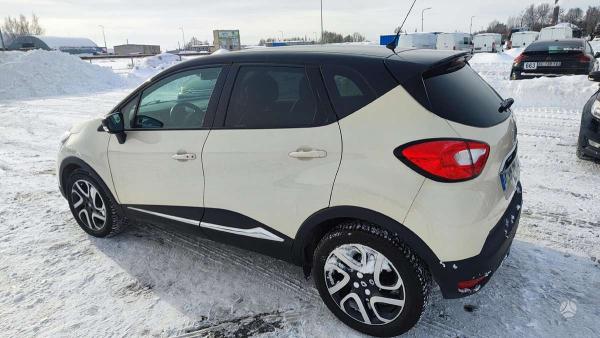 Renault Captur 2015 Tauragė, ar dzinēja tilpumu 1.00 L un nobraukumu 180 tūkst. km par 4100 €, foto 3 vietnē AUTOMOTO.COM.LV
