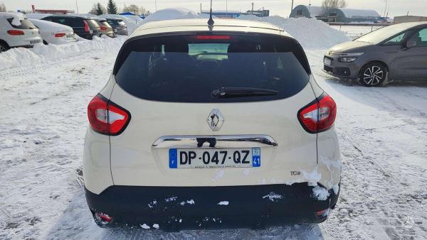 Renault Captur 2015 Tauragė, ar dzinēja tilpumu 1.00 L un nobraukumu 180 tūkst. km par 4100 €, foto 4 vietnē AUTOMOTO.COM.LV