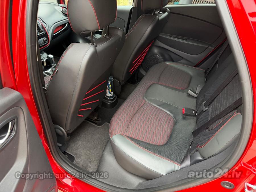 Renault Captur 2016 in Tallinn, with an engine capacity of 1.20 L and mileage of 75 thousand km for 9500 €, photo 10 on AUTOMOTO.COM.LV