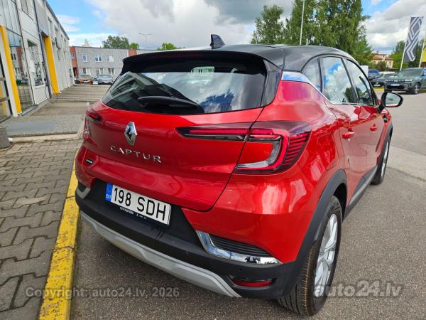 Renault Captur 2022 in Tartu, with an engine capacity of 1.30 L and mileage of 51 thousand km for 15990 €, photo 5 on AUTOMOTO.COM.LV