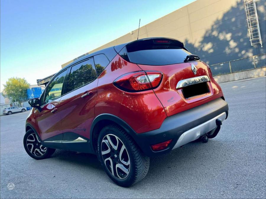 Renault Captur 2015 in Siauliai, with an engine capacity of 1.50 L and mileage of 199 thousand km for 7499 €, photo 7 on AUTOMOTO.COM.LV