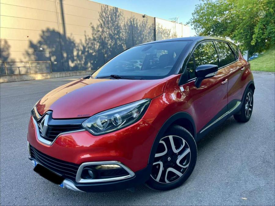 Renault Captur 2015 in Siauliai, with an engine capacity of 1.50 L and mileage of 199 thousand km for 7450 €, photo 4 on AUTOMOTO.COM.LV