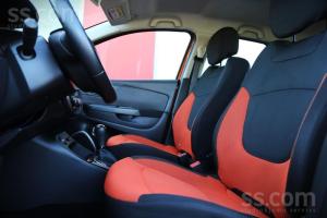 Orange Renault Captur 2013 in Riga, with an engine capacity of 1.20 L and mileage of 178 thousand km for 6495 €, photo 13 on AUTOMOTO.COM.LV