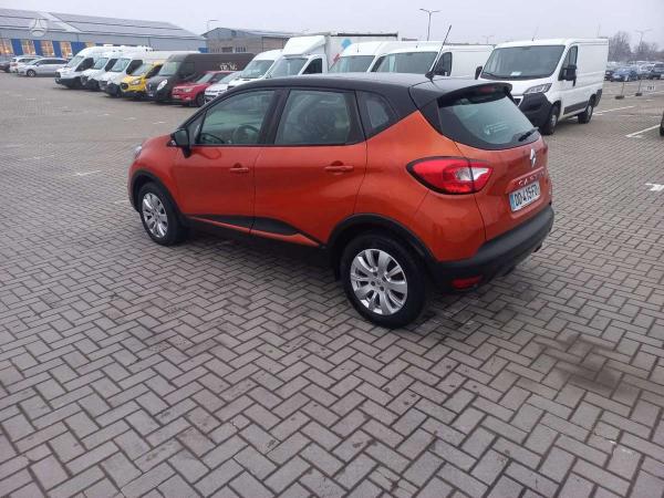 Oranžs Renault Captur 2014 Tauragė, ar dzinēja tilpumu 1.46 L un nobraukumu 223 tūkst. km par 3700 €, foto 6 vietnē AUTOMOTO.COM.LV