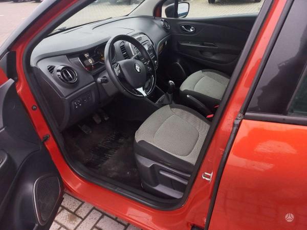 Oranžs Renault Captur 2014 Tauragė, ar dzinēja tilpumu 1.46 L un nobraukumu 223 tūkst. km par 3700 €, foto 7 vietnē AUTOMOTO.COM.LV