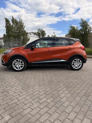 Orange Renault Captur 2014 in Alytus, with an engine capacity of 1.20 L and mileage of 106 thousand km for 6600 €, photo  on AUTOMOTO.COM.LV