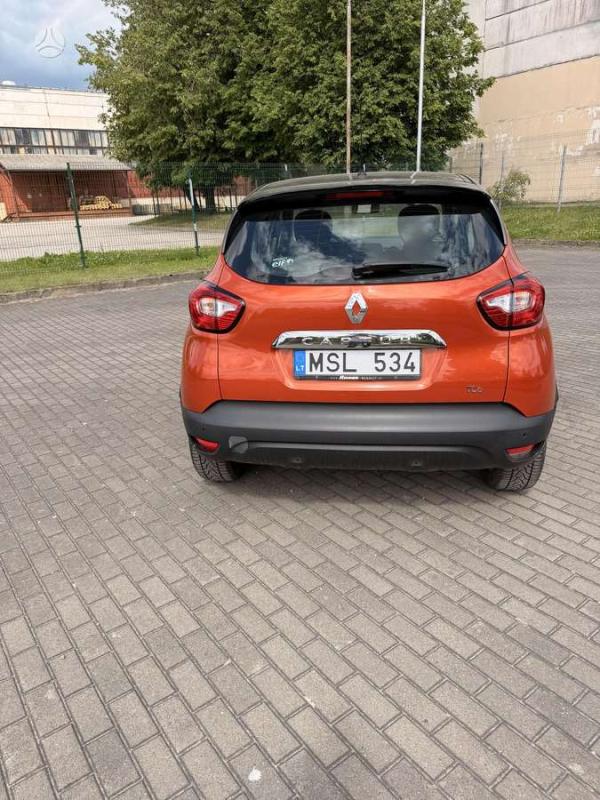 Orange Renault Captur 2014 in Alytus, with an engine capacity of 1.20 L and mileage of 106 thousand km for 6600 €, photo 4 on AUTOMOTO.COM.LV
