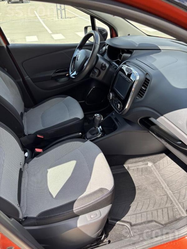 Orange Renault Captur 2015 in Riga, with an engine capacity of 1.20 L and mileage of 96 thousand km for 6250 €, photo 10 on AUTOMOTO.COM.LV