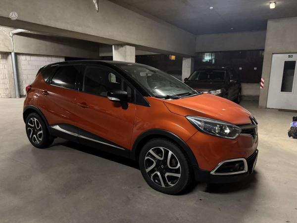 Orange Renault Captur 2016 in Vilnius, with an engine capacity of 1.20 L and mileage of 83 thousand km for 9800 €, photo 2 on AUTOMOTO.COM.LV
