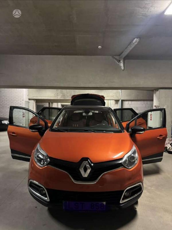 Orange Renault Captur 2016 in Vilnius, with an engine capacity of 1.20 L and mileage of 83 thousand km for 9800 €, photo 3 on AUTOMOTO.COM.LV