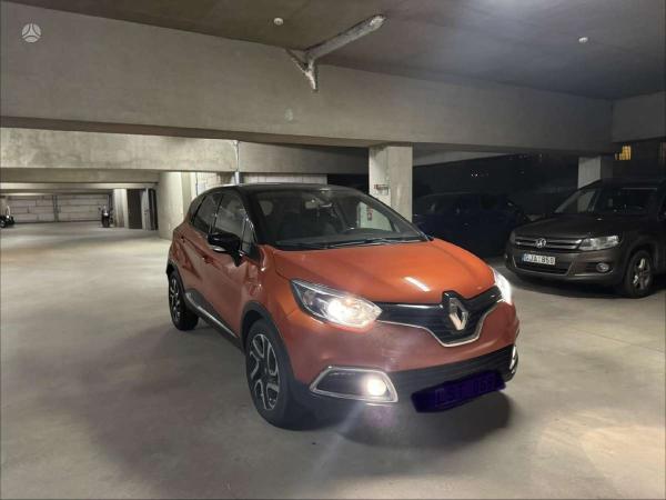 Orange Renault Captur 2016 in Vilnius, with an engine capacity of 1.20 L and mileage of 83 thousand km for 9800 €, photo 4 on AUTOMOTO.COM.LV