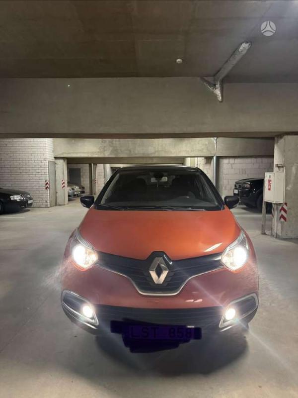 Orange Renault Captur 2016 in Vilnius, with an engine capacity of 1.20 L and mileage of 83 thousand km for 9800 €, photo 7 on AUTOMOTO.COM.LV