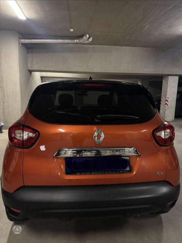 Orange Renault Captur 2016 in Vilnius, with an engine capacity of 1.20 L and mileage of 83 thousand km for 9800 €, photo 8 on AUTOMOTO.COM.LV