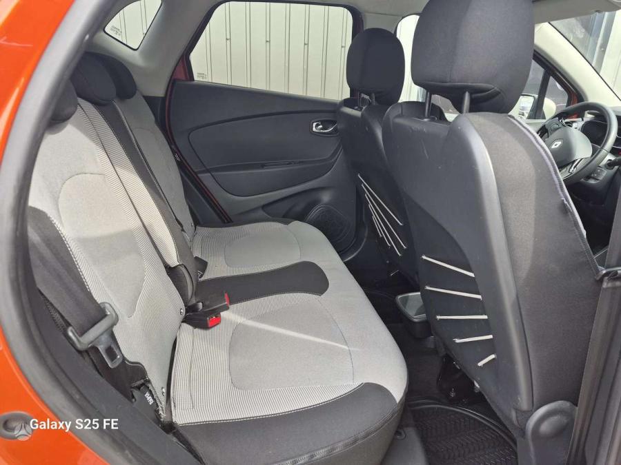 Oranžs Renault Captur 2016 Tauragė, ar dzinēja tilpumu 1.46 L un nobraukumu 172 tūkst. km par 5000 €, foto 15 vietnē AUTOMOTO.COM.LV