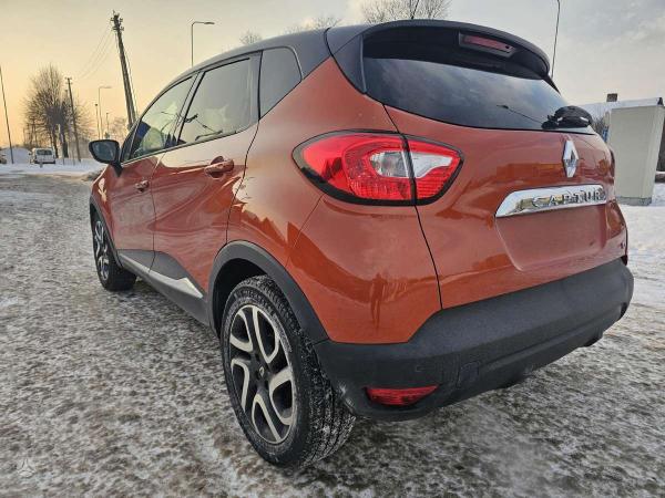 Oranžs Renault Captur 2014 Tauragė, ar dzinēja tilpumu 1.20 L un nobraukumu 157 tūkst. km par 6200 €, foto 5 vietnē AUTOMOTO.COM.LV