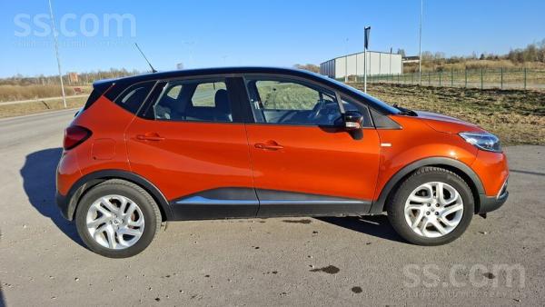 Orange Renault Captur 2015 in Preili, with an engine capacity of 1.50 L and mileage of 266 thousand km for 6500 €, photo 6 on AUTOMOTO.COM.LV