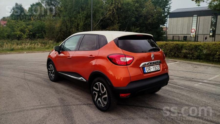 Orange Renault Captur 2016 in Tukums, with an engine capacity of 1.50 L and mileage of 173 thousand km for 6650 €, photo 4 on AUTOMOTO.COM.LV