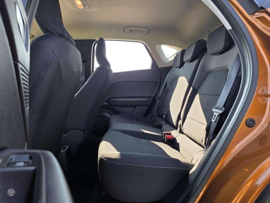 Oranžs Renault Captur 2020 Tauragė, ar dzinēja tilpumu 1.00 L un nobraukumu 132 tūkst. km par 9500 €, foto 18 vietnē AUTOMOTO.COM.LV
