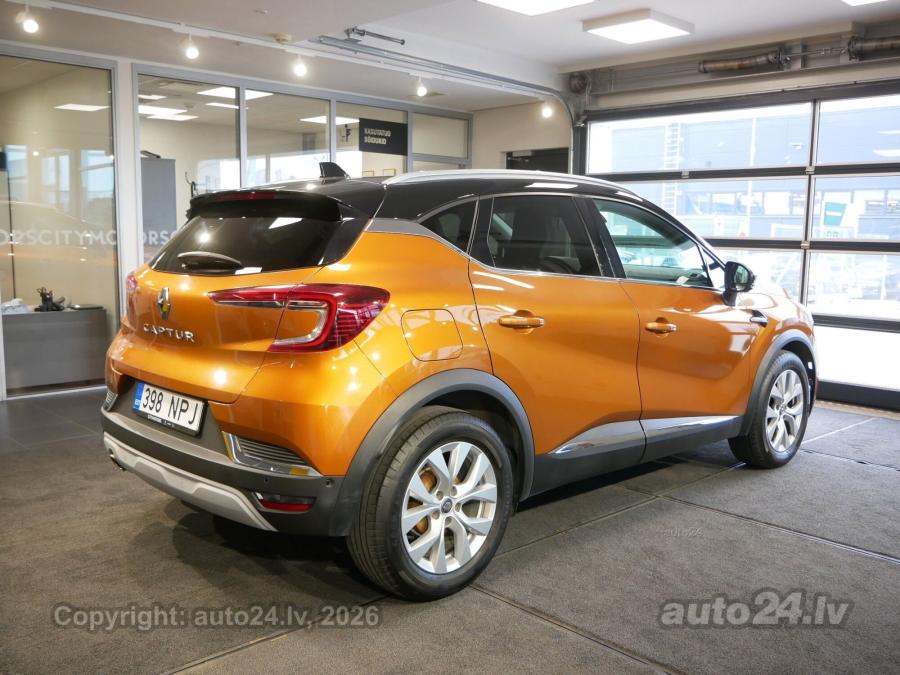 Orange Renault Captur 2021 in Tallinn, with an engine capacity of 1.30 L and mileage of 35 thousand km for 16990 €, photo 4 on AUTOMOTO.COM.LV