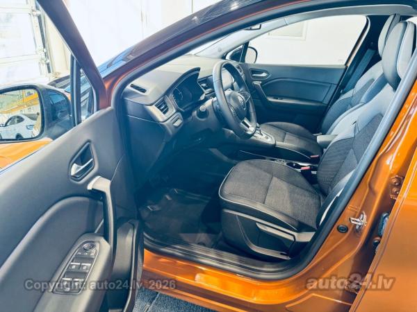 Oranžs Renault Captur 2022 Pērnava, ar dzinēja tilpumu 1.30 L un nobraukumu 31 tūkst. km par 17900 €, foto 3 vietnē AUTOMOTO.COM.LV