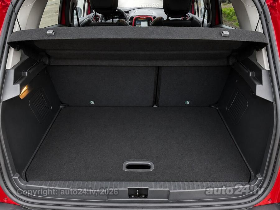 Sarkans Renault Captur 2015 Tartu, ar dzinēja tilpumu 1.20 L un nobraukumu 136 tūkst. km par 7450 €, foto 12 vietnē AUTOMOTO.COM.LV