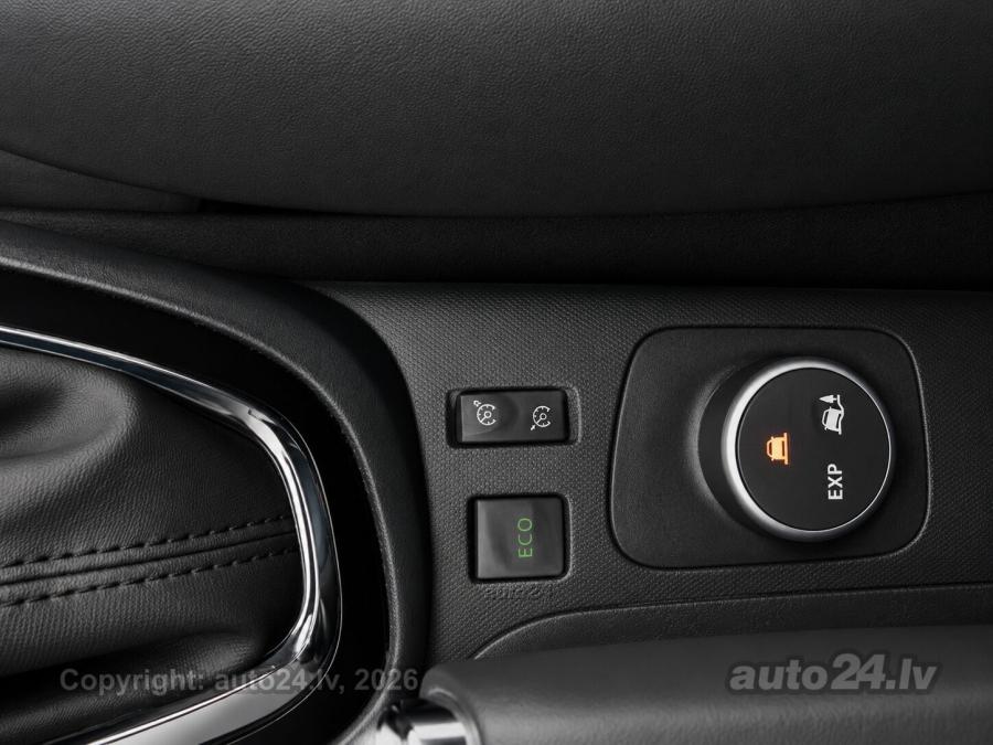 Sarkans Renault Captur 2015 Tartu, ar dzinēja tilpumu 1.20 L un nobraukumu 136 tūkst. km par 7450 €, foto 20 vietnē AUTOMOTO.COM.LV