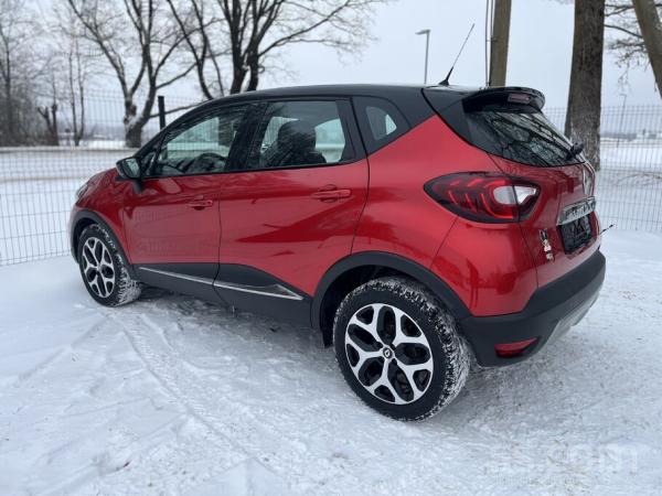 Sarkans Renault Captur 2017 Cēsis, ar dzinēja tilpumu 1.20 L un nobraukumu 0 tūkst. km par 10900 €, foto 4 vietnē AUTOMOTO.COM.LV
