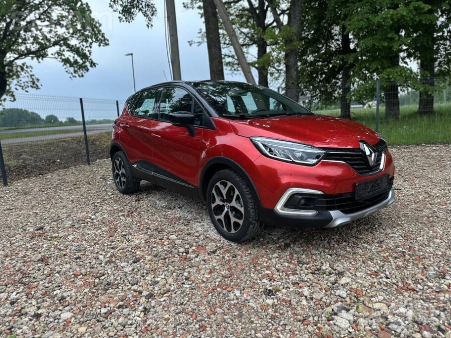 Red Renault Captur 2017 in Cesis, with an engine capacity of 1.20 L and mileage of 0 thousand km for 9700 €, photo 4 on AUTOMOTO.COM.LV