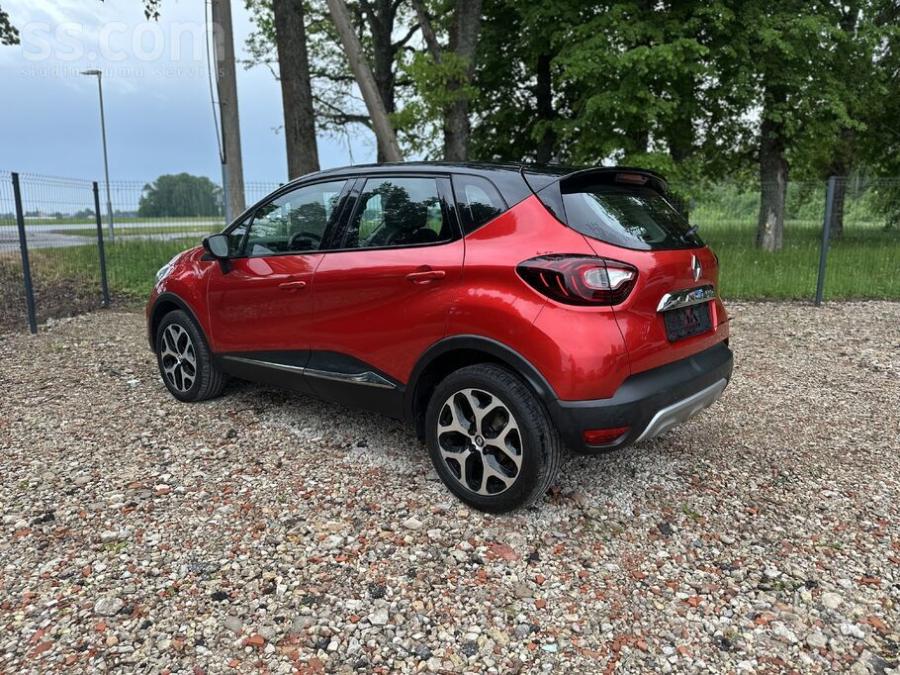 Red Renault Captur 2017 in Cesis, with an engine capacity of 1.20 L and mileage of 0 thousand km for 9700 €, photo 9 on AUTOMOTO.COM.LV