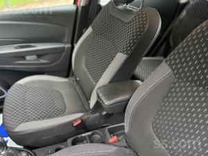 Red Renault Captur 2017 in Cesis, with an engine capacity of 1.20 L and mileage of 0 thousand km for 9700 €, photo 21 on AUTOMOTO.COM.LV