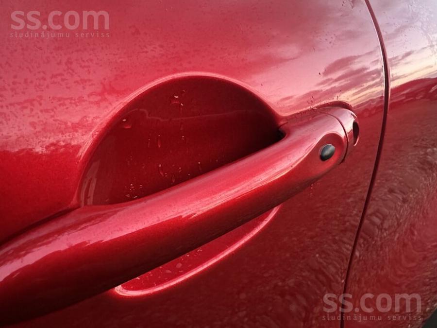 Sarkans Renault Captur 2017 Cēsis, ar dzinēja tilpumu 1.20 L un nobraukumu 0 tūkst. km par 8900 €, foto 5 vietnē AUTOMOTO.COM.LV