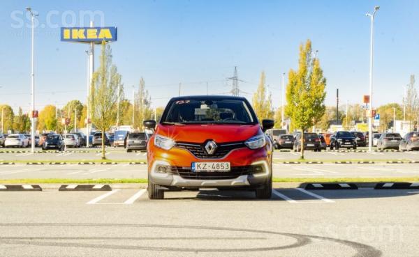 Red Renault Captur 2017 in Riga, with an engine capacity of 1.50 L and mileage of 127 thousand km for 9990 €, photo 4 on AUTOMOTO.COM.LV
