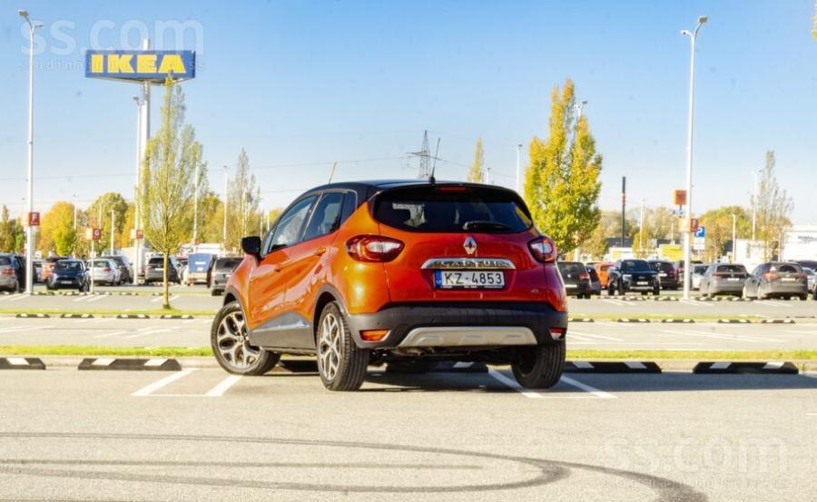 Red Renault Captur 2017 in Riga, with an engine capacity of 1.50 L and mileage of 127 thousand km for 9990 €, photo 9 on AUTOMOTO.COM.LV