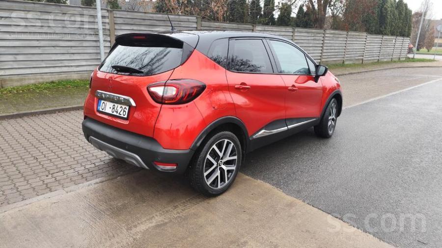 Red Renault Captur 2019 in Jelgava, with an engine capacity of 1.30 L and mileage of 152 thousand km for 8990 €, photo 5 on AUTOMOTO.COM.LV