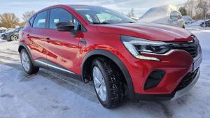 Red Renault Captur 2020 in Taurage, with an engine capacity of 1.30 L and mileage of 204 thousand km for 10400 €, photo 3 on AUTOMOTO.COM.LV