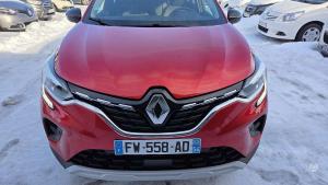 Red Renault Captur 2020 in Taurage, with an engine capacity of 1.30 L and mileage of 204 thousand km for 10400 €, photo 4 on AUTOMOTO.COM.LV