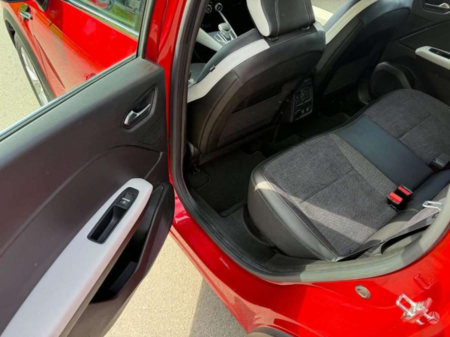 Sarkans Renault Captur 2020 Alīta, ar dzinēja tilpumu 1.33 L un nobraukumu 46 tūkst. km par 13200 €, foto 10 vietnē AUTOMOTO.COM.LV