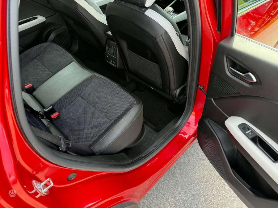 Sarkans Renault Captur 2020 Alīta, ar dzinēja tilpumu 1.33 L un nobraukumu 46 tūkst. km par 13200 €, foto 11 vietnē AUTOMOTO.COM.LV