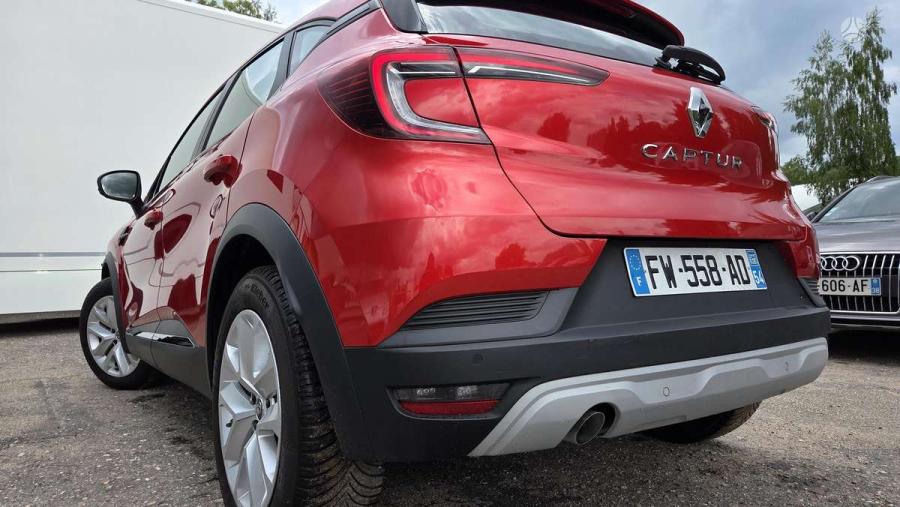 Sarkans Renault Captur 2020 Tauragė, ar dzinēja tilpumu 1.33 L un nobraukumu 204 tūkst. km par 9800 €, foto 8 vietnē AUTOMOTO.COM.LV