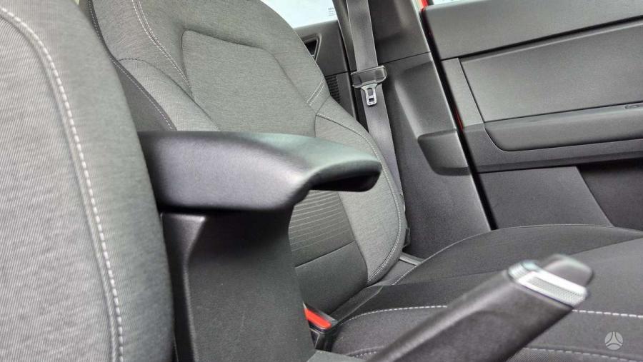 Sarkans Renault Captur 2020 Tauragė, ar dzinēja tilpumu 1.33 L un nobraukumu 204 tūkst. km par 9800 €, foto 31 vietnē AUTOMOTO.COM.LV