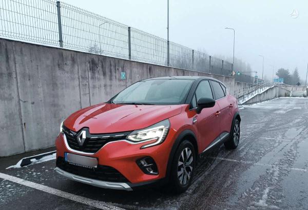 Red Renault Captur 2021 in Vilnius, with an engine capacity of 1.33 L and mileage of 39 thousand km for 15500 €, photo 2 on AUTOMOTO.COM.LV